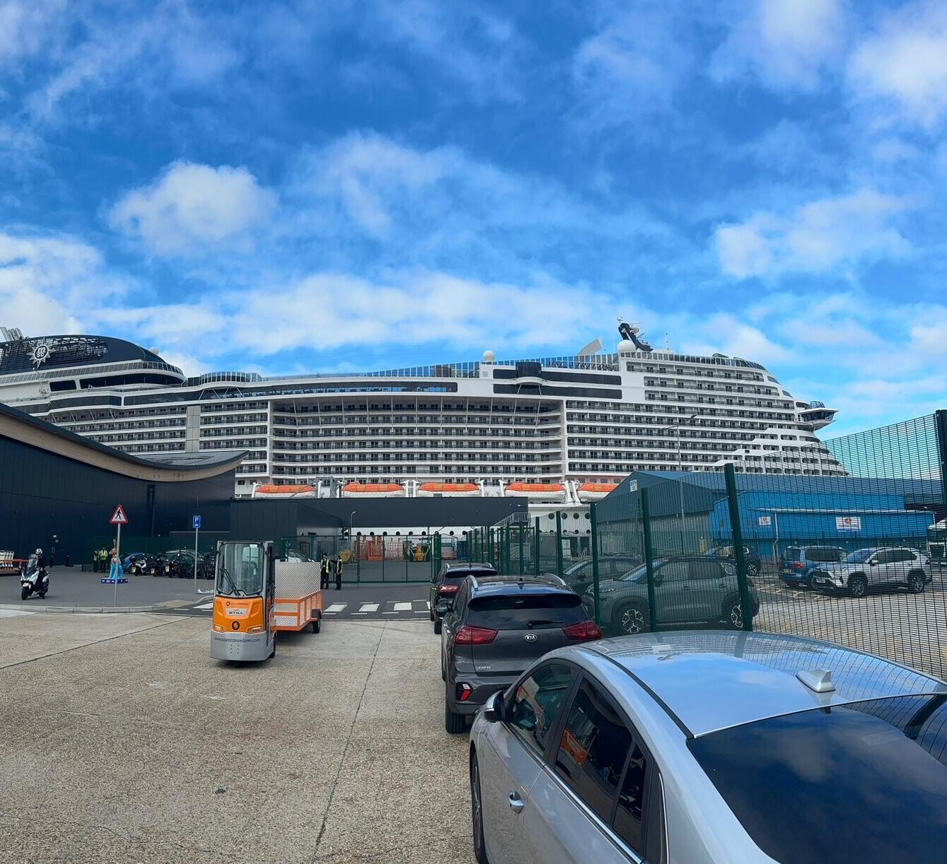 Heathrow Airport to Dover Taxi